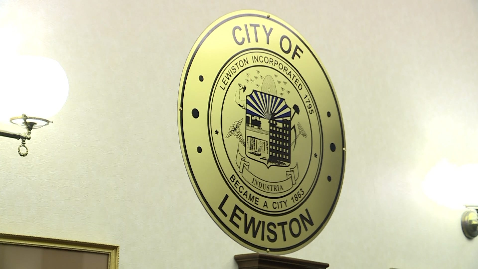 Lewiston City Council to vote on sending school budget to voters