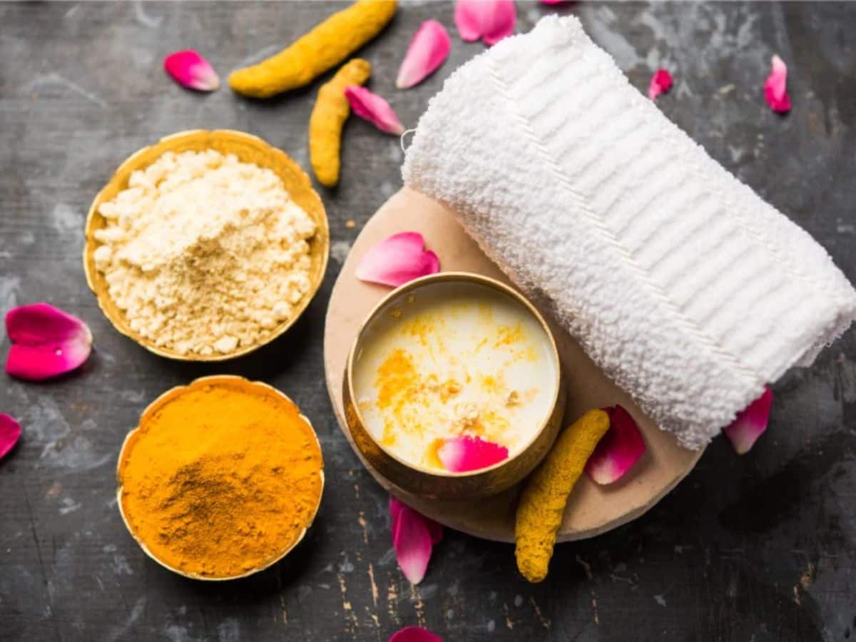 5 easy kitchen face packs to brighten dull, sweaty skin naturally this ...