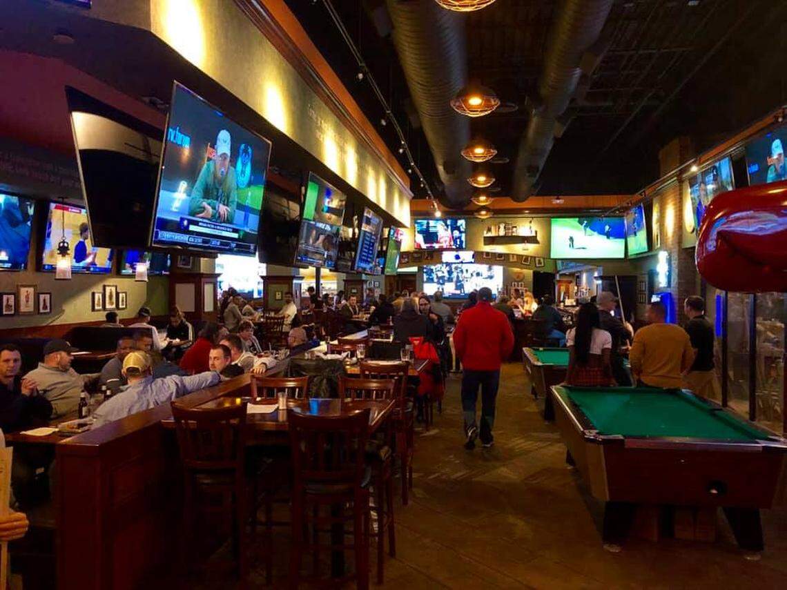 Lexington sports bar known as 'Hooters in plaid' closing after seven years