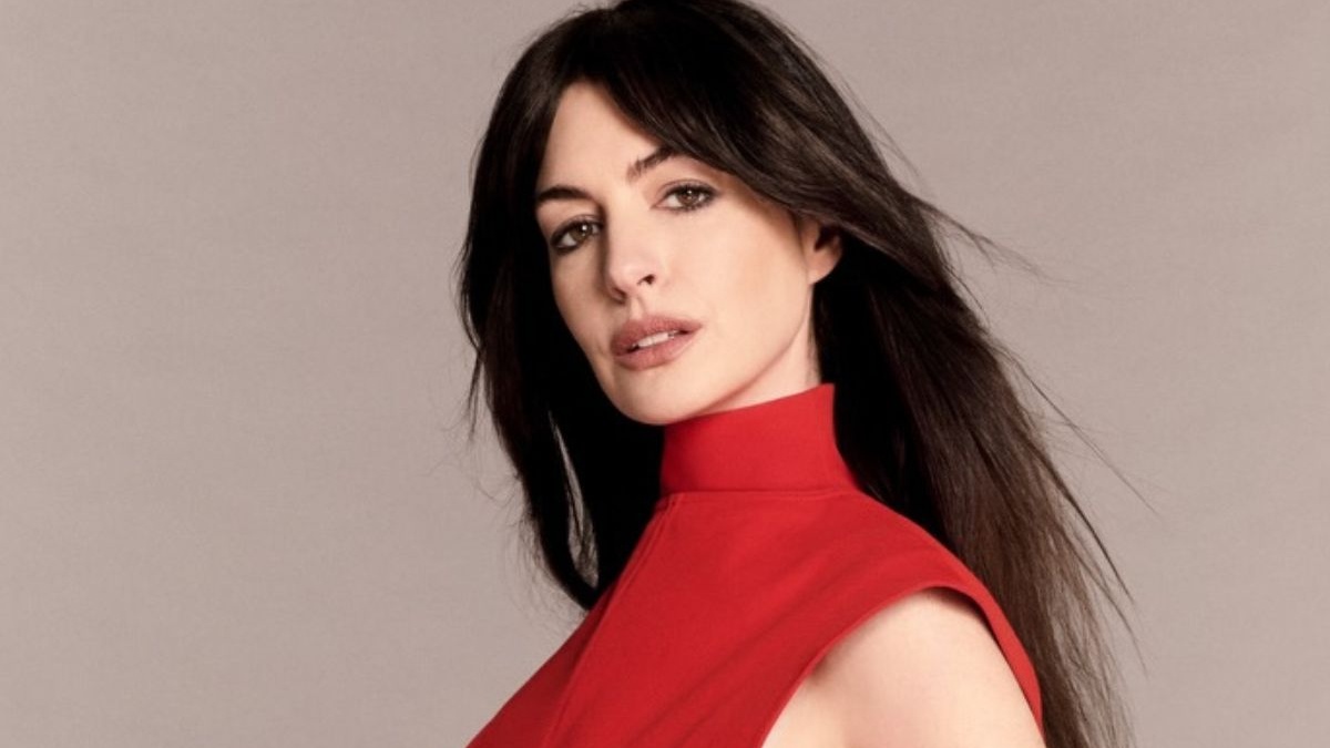 How Anne Hathaway became a living sculpture by Michael Kors at the Met Gala