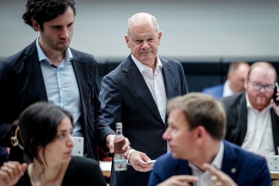 SPD-Sitzung: Plötzlich meldet sich Olaf Scholz zu Wort
