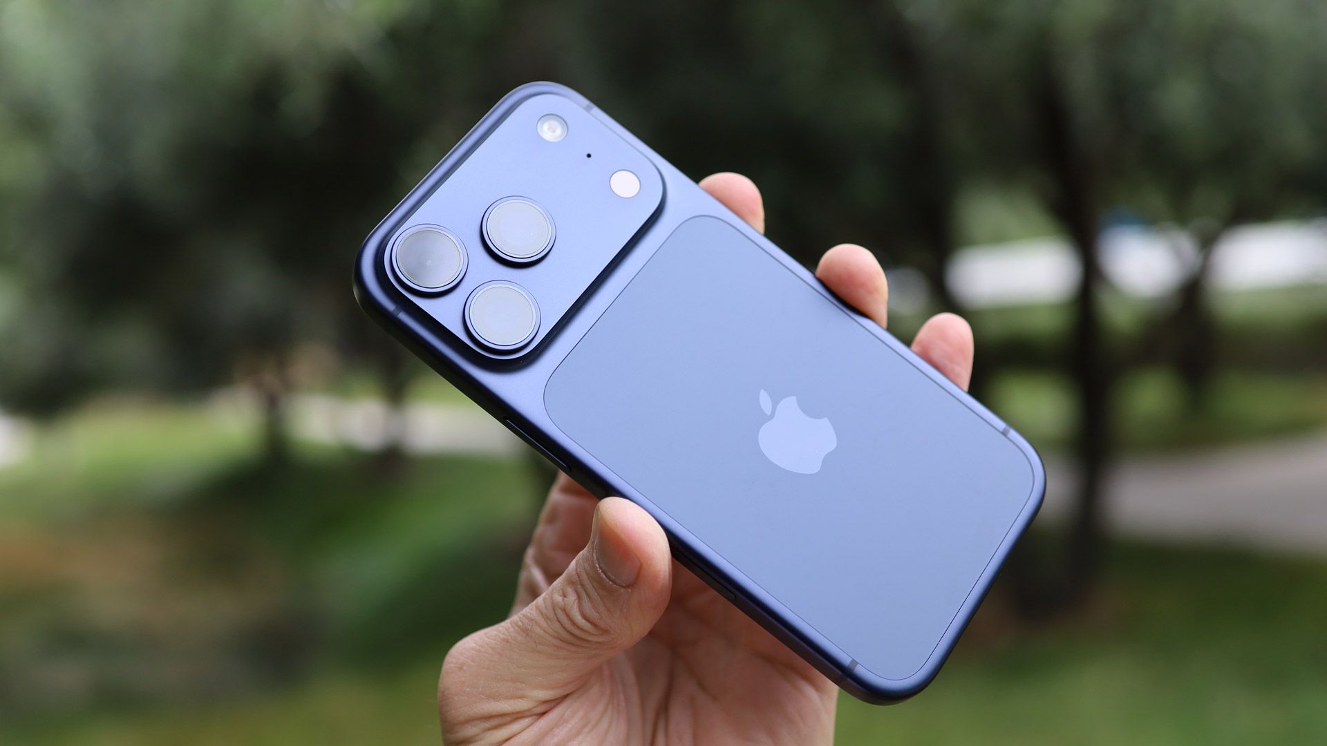 iPhone 18: Αύξηση 100 ευρώ για τα νέα μοντέλα – Πού οφείλεται η άνοδος