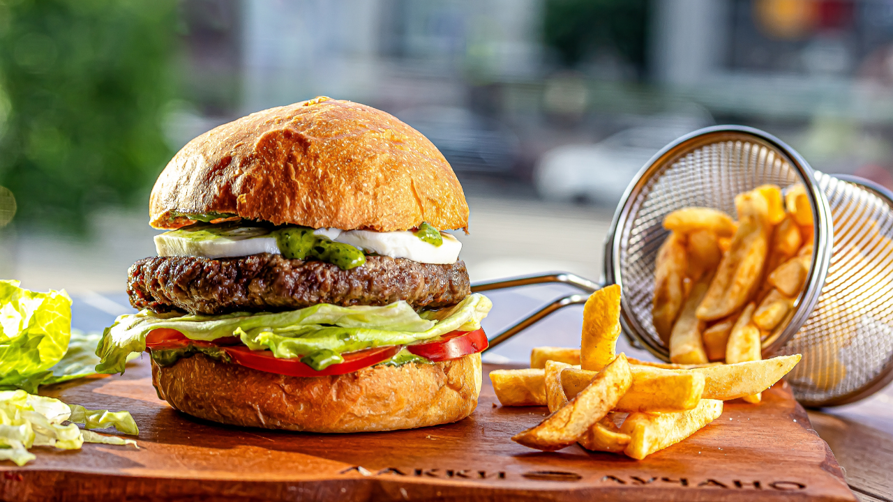 6 forgotten burger styles and the American diners still making them