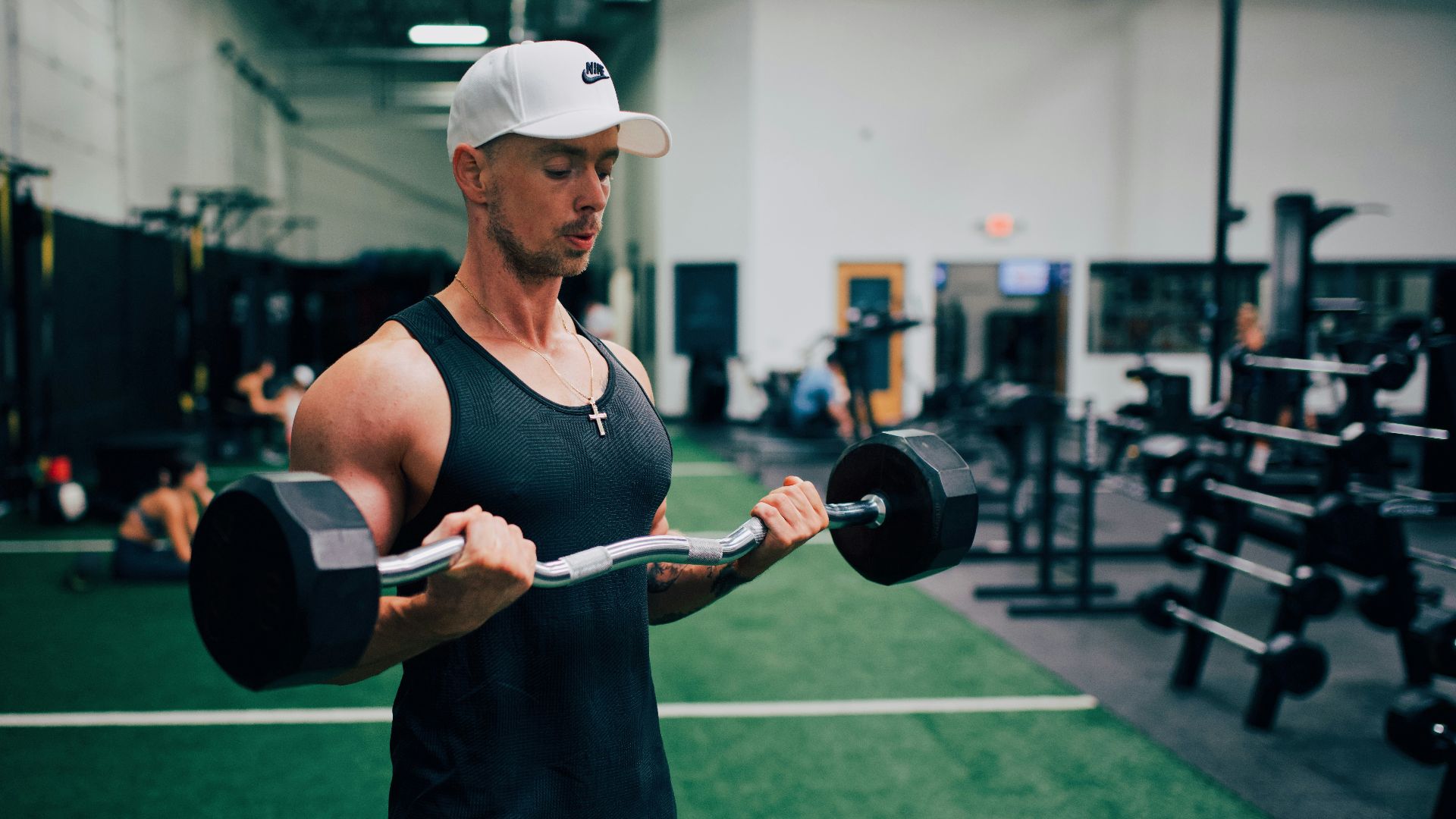 10 easy strength fixes for aging muscles & 10 mistakes that cause strain