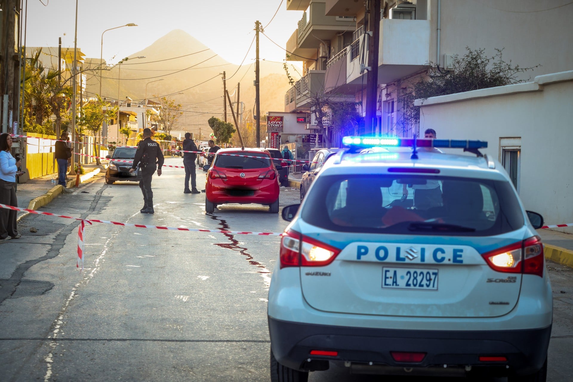 Έναν διαρκή εφιάλτη από την εμονική στάση του 54χρονου ζούσε ο νεαρός ...
