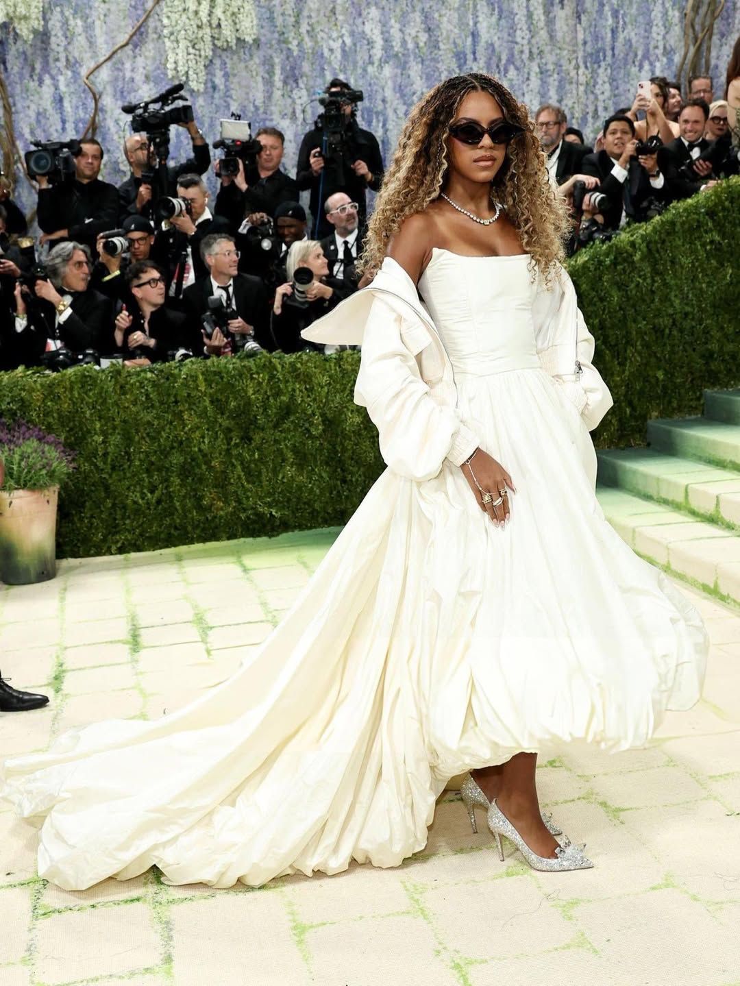 Bridalwear inspo from the Met Gala 2026—from classic and romantic to ...
