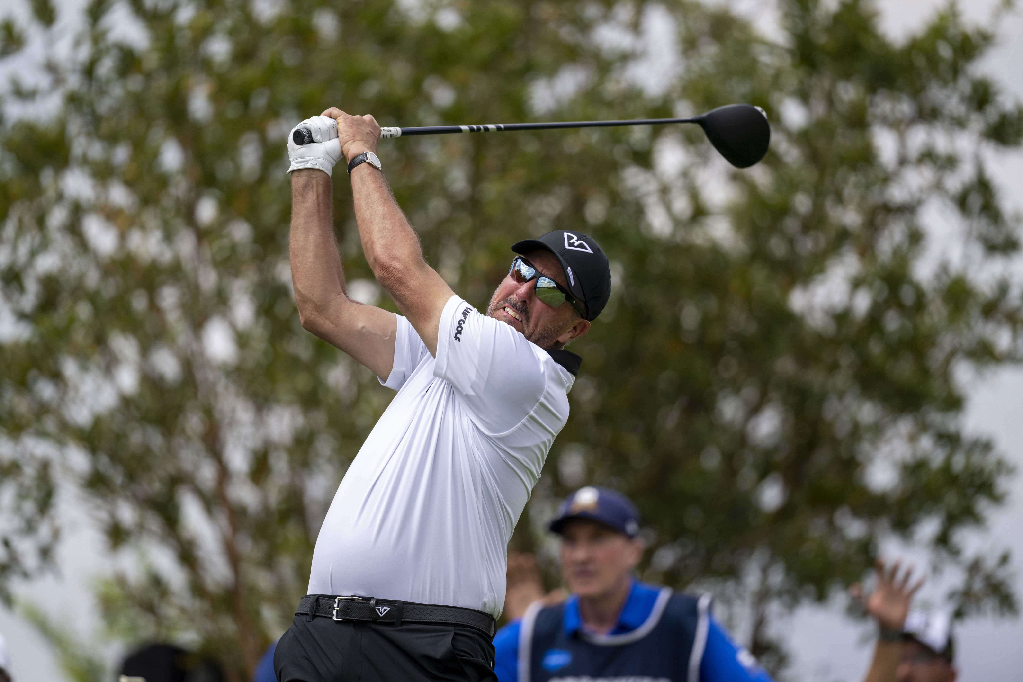 Phil Mickelson withdraws from PGA Championship for personal reasons