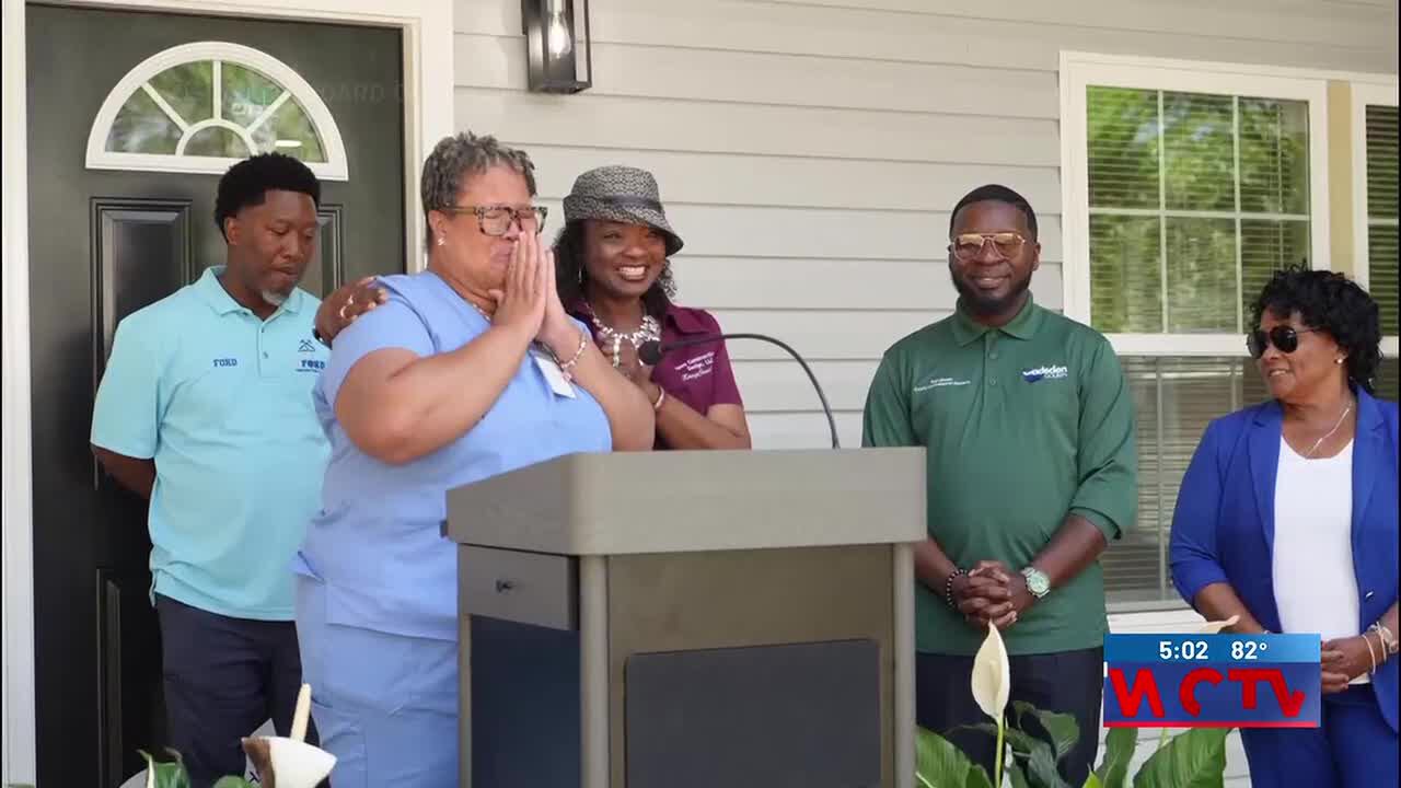 Families receive keys to new homes Tuesday through Gadsden County ...
