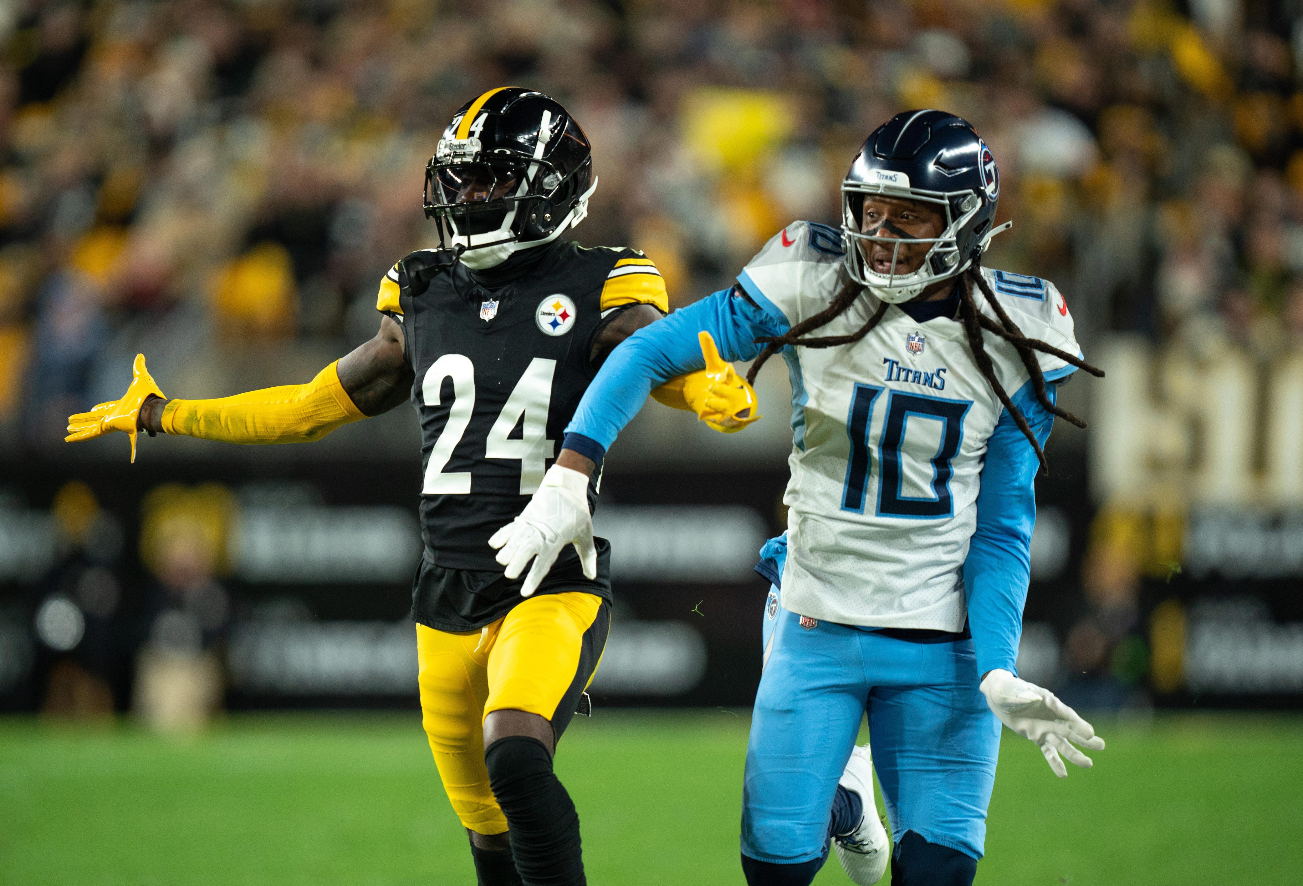 DeAndre Hopkins wants to join Steelers' AFC North rival