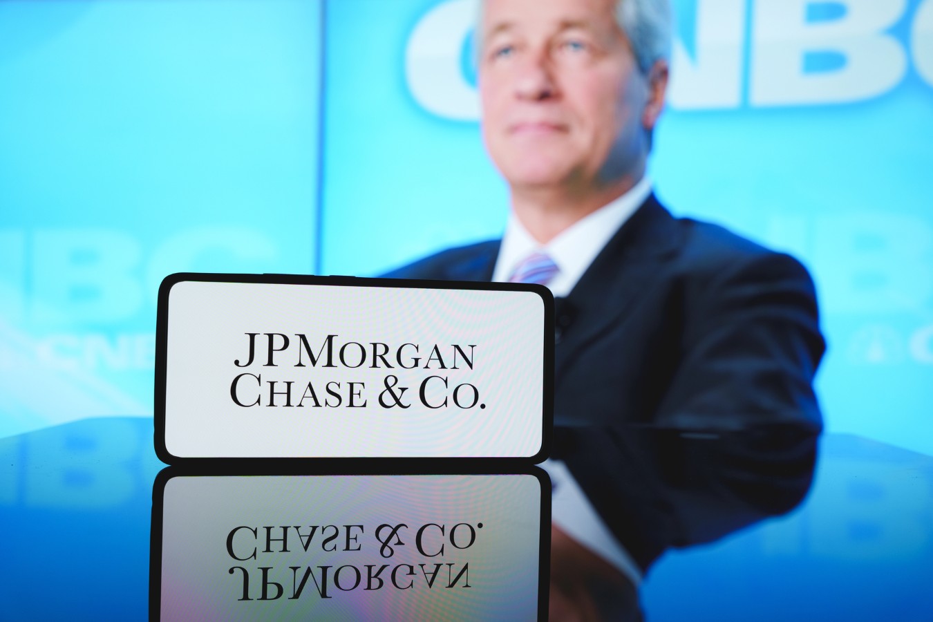 Jamie Dimon warns US faces bond crisis as $39 trillion debt and $1 ...