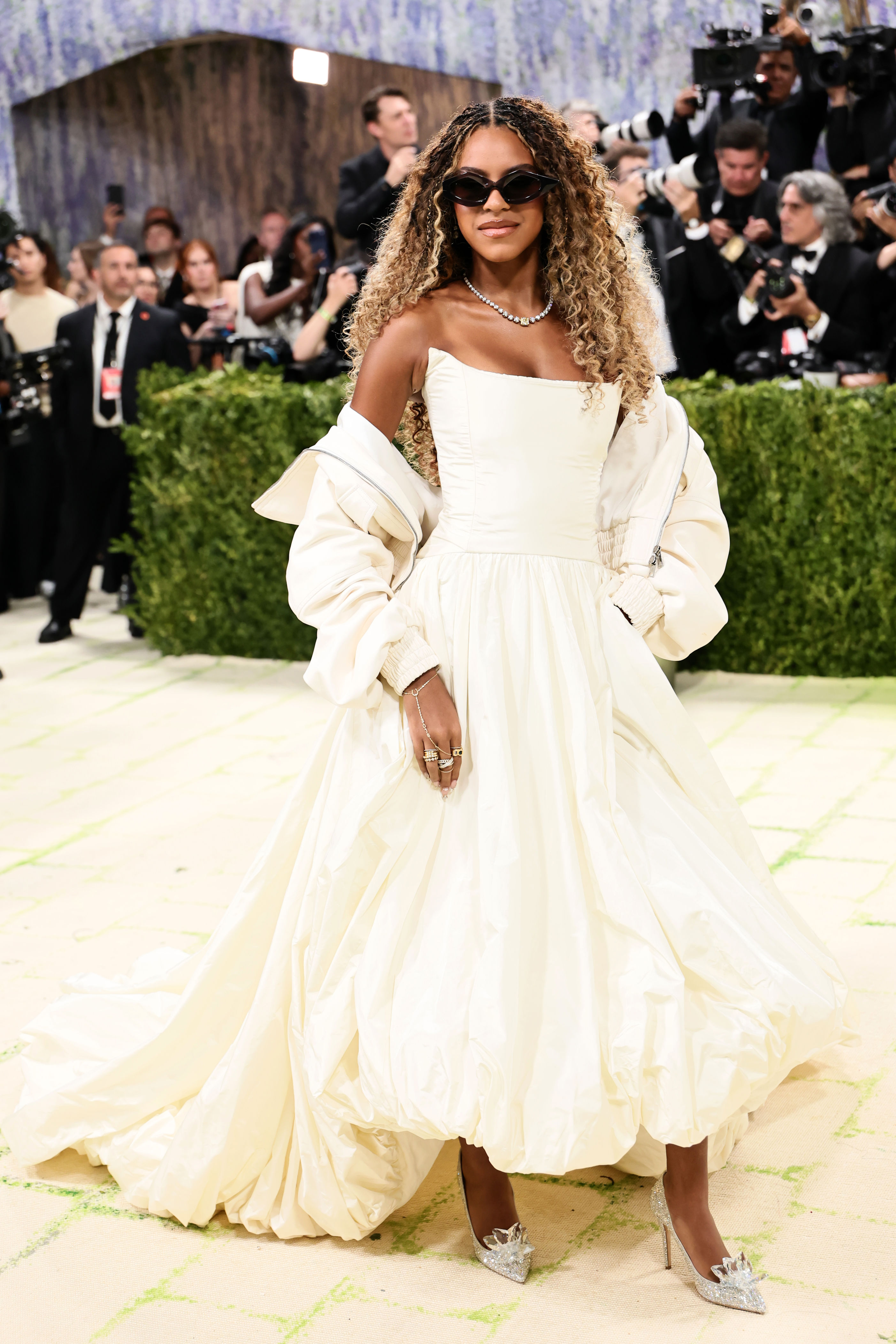 All the details on Blue Ivy’s one-of-a-kind yellow diamond Met Gala ...