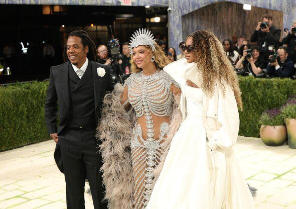 Lip reader reveals Beyonce's blunt request to assistant over Blue Ivy's ...