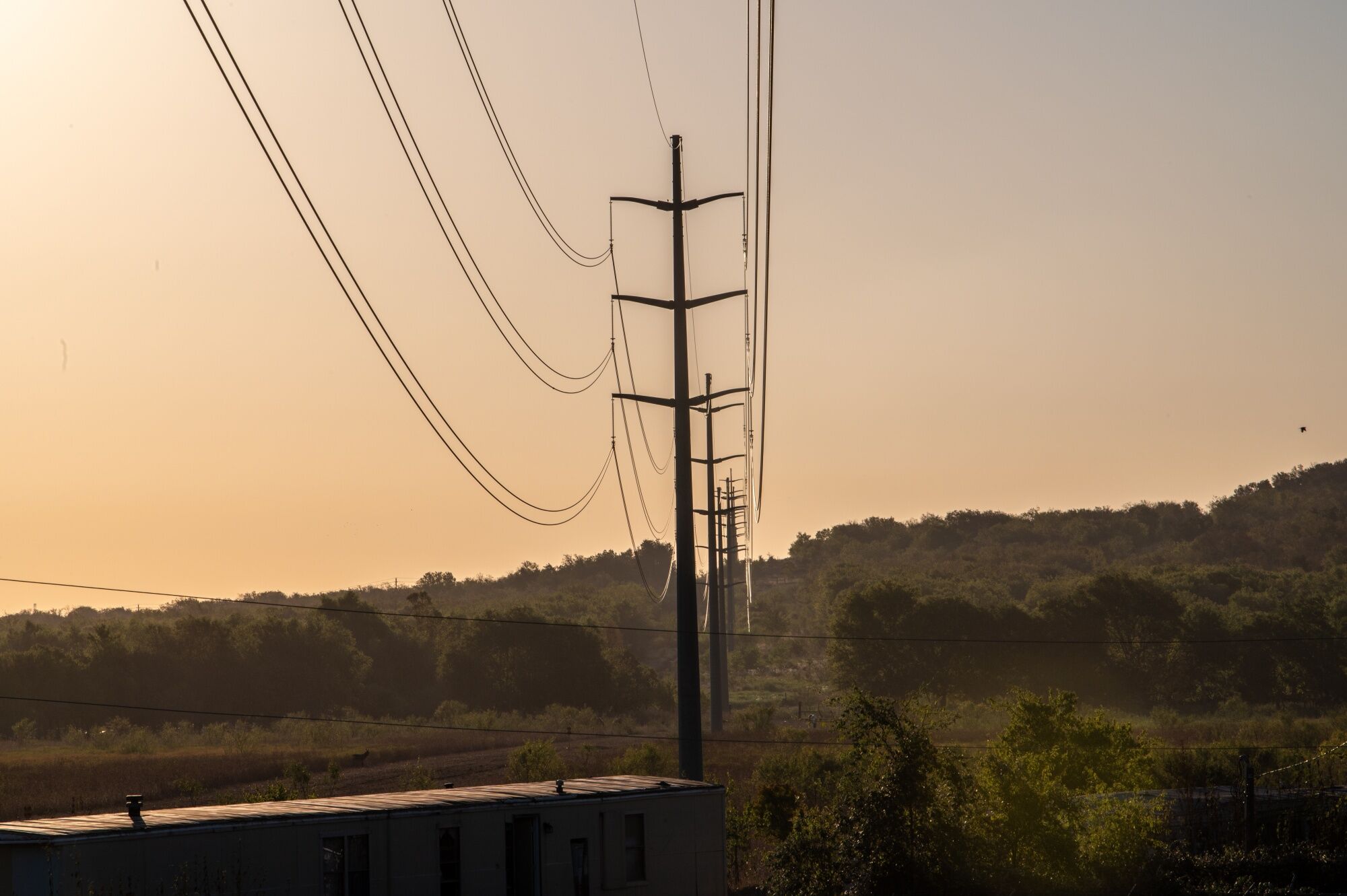 US utility threatens to quit power grids on data center rift