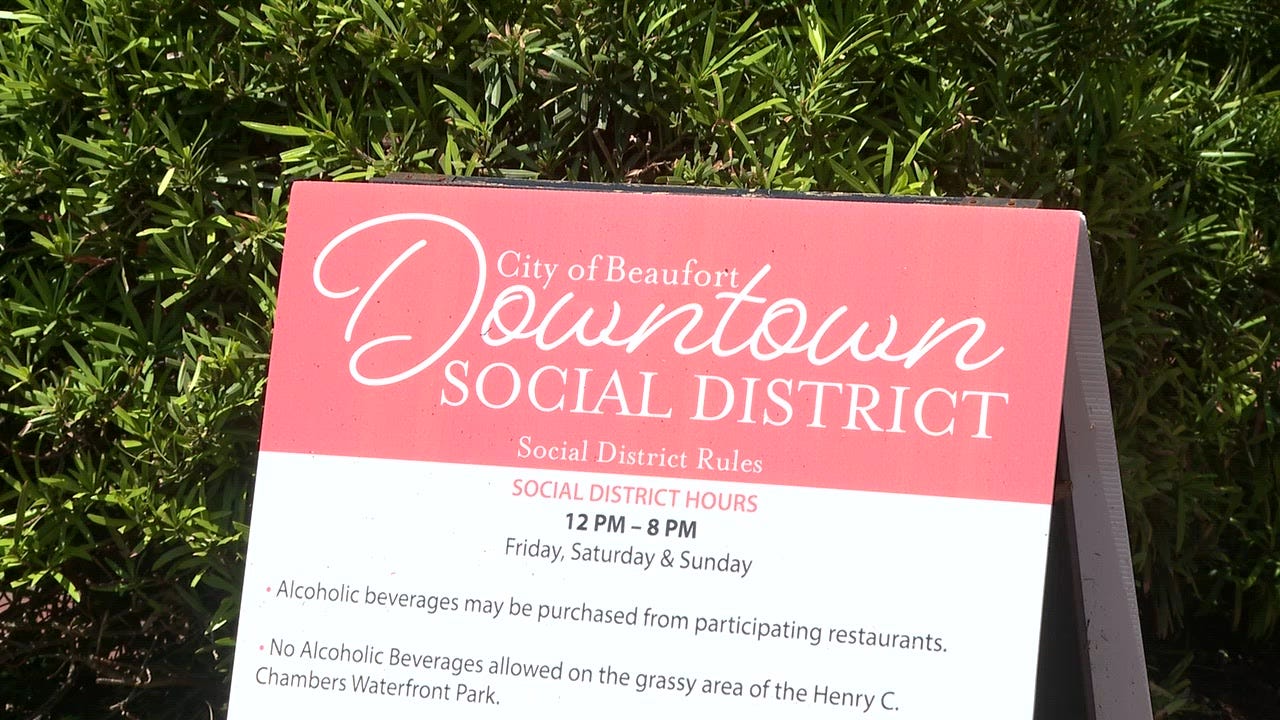 Historic Beaufort downtown tries open container pilot program