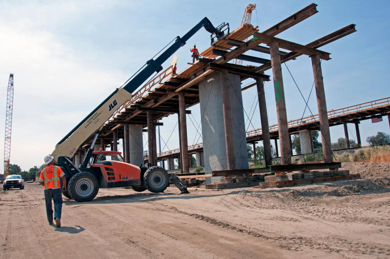 Dems ram through 'cover up' bill that could hide Calif. high-speed rail ...