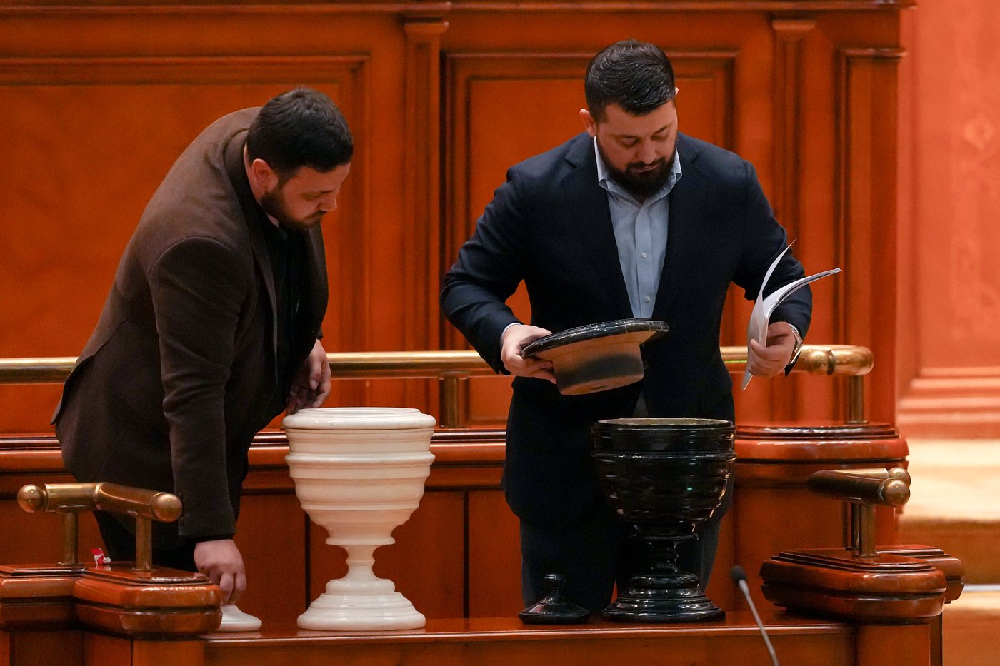 Romania’s pro-European coalition collapses after prime minister fails a ...