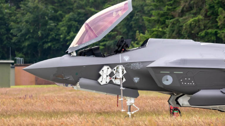 Lockheed Martin awarded contract modification for F-35 canopy tooling