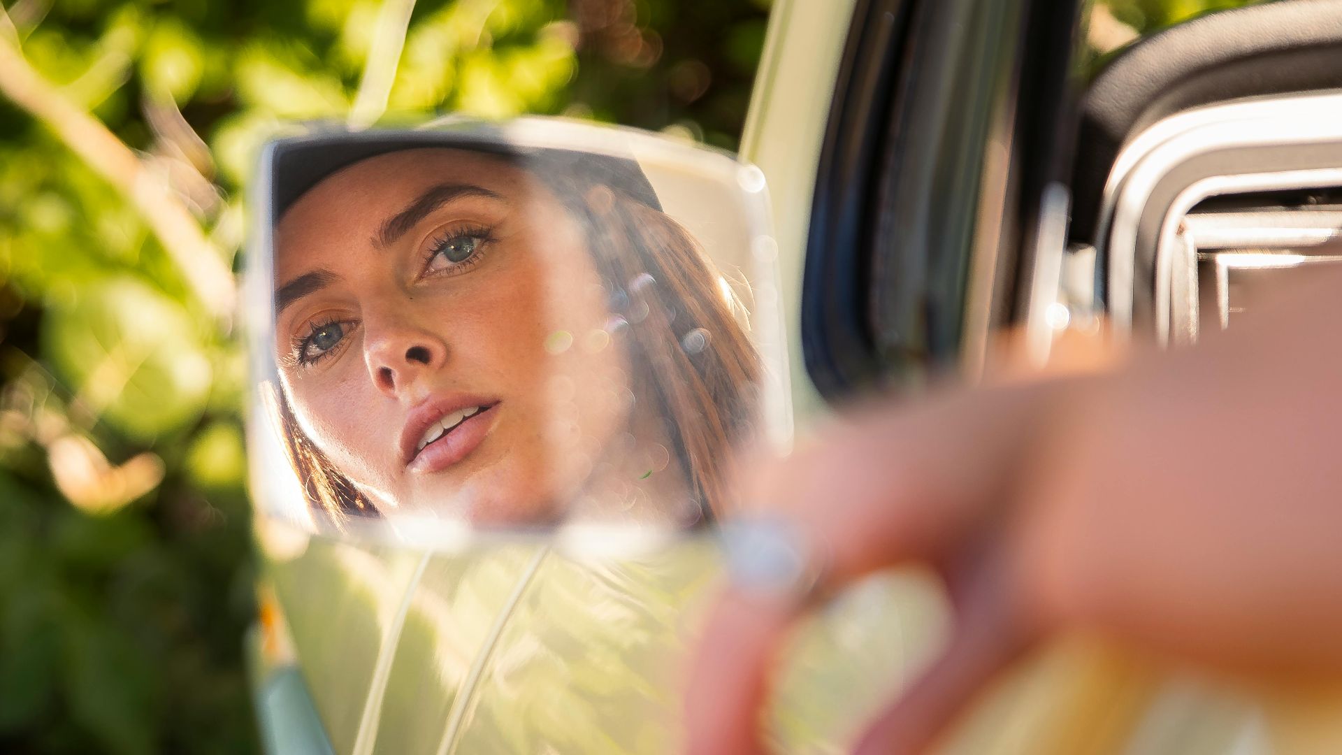 20 things drivers do when they think nobody is judging