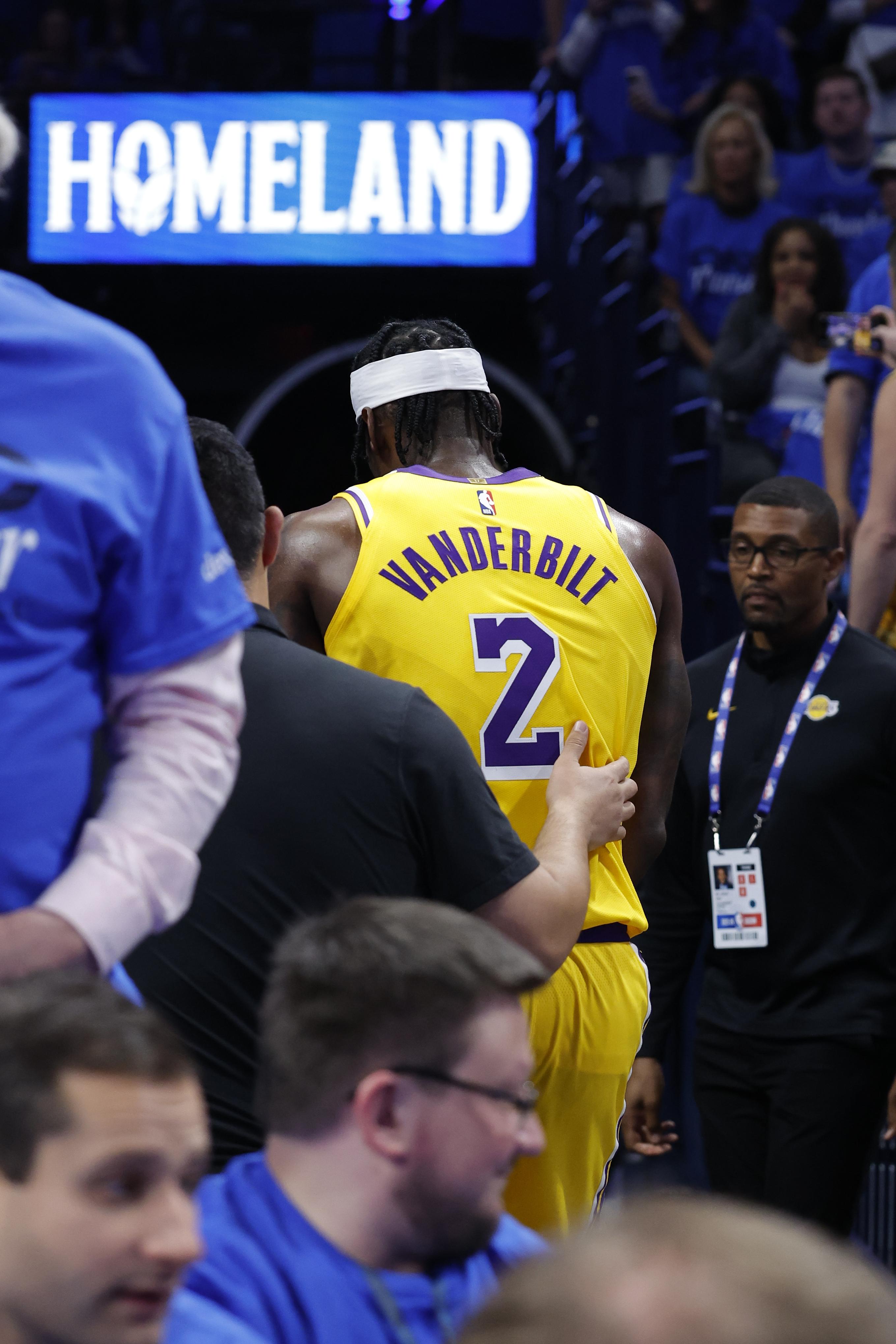 Jarred Vanderbilt suffers nasty dislocated pinky injury in Game 1 vs ...
