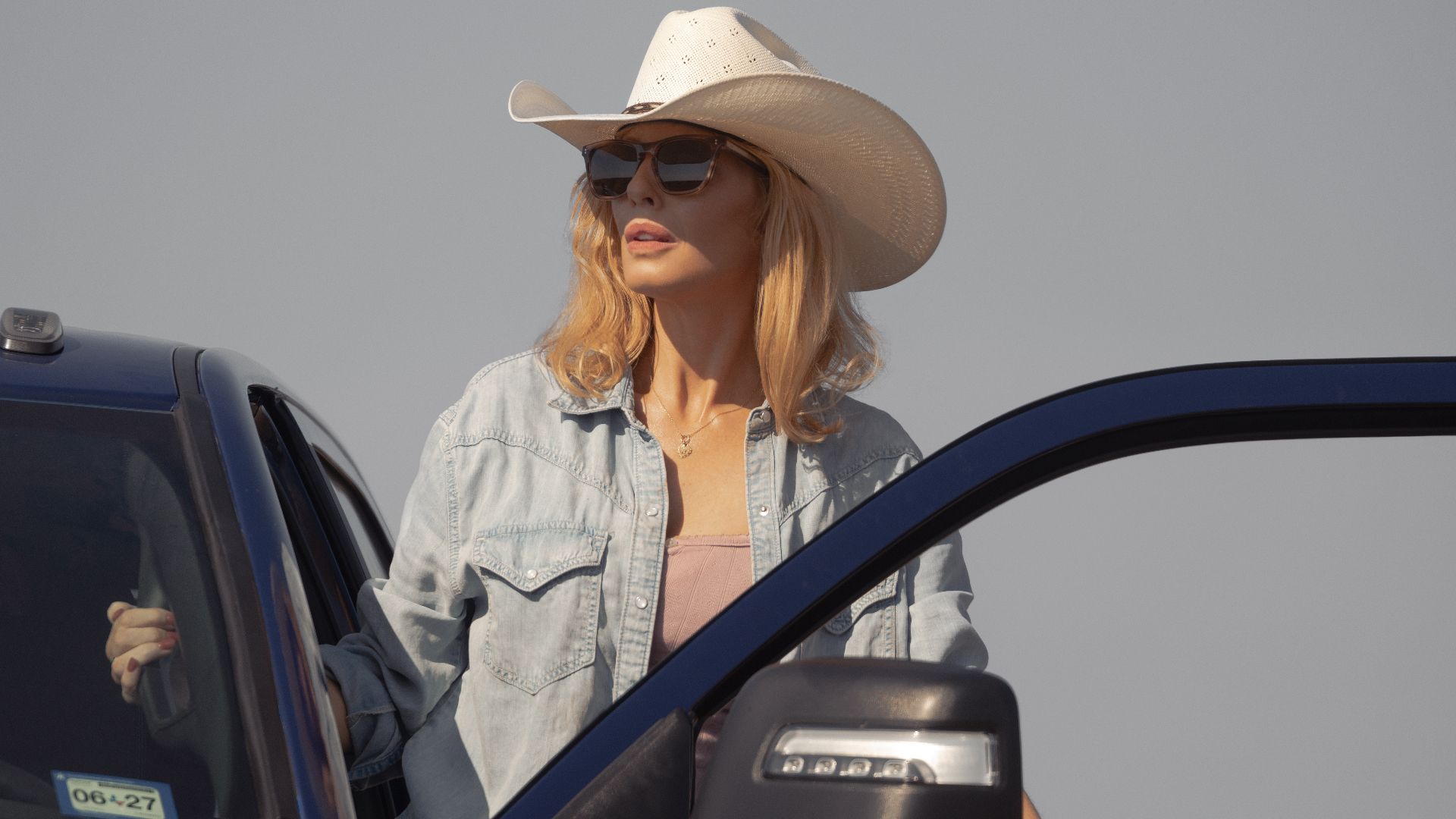 Dutton Ranch spinoff: Beth and Rip reverse Yellowstone's premise in ...