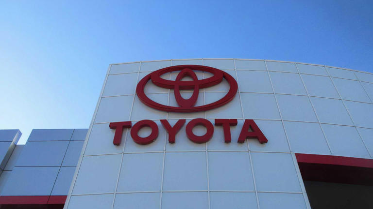 Toyota 2GR-FE V6: The bulletproof engine that runs 400K miles