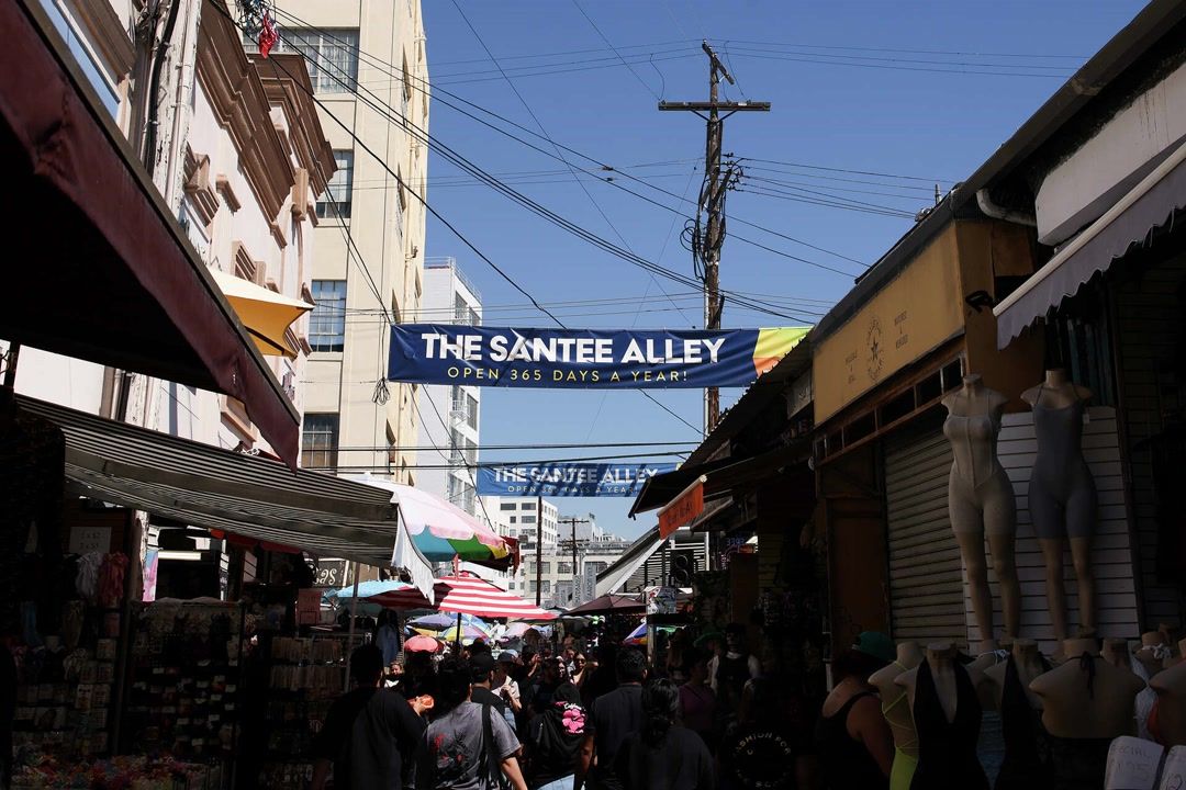 How ICE raids have paralyzed the restaurants on LA's Santee Alley