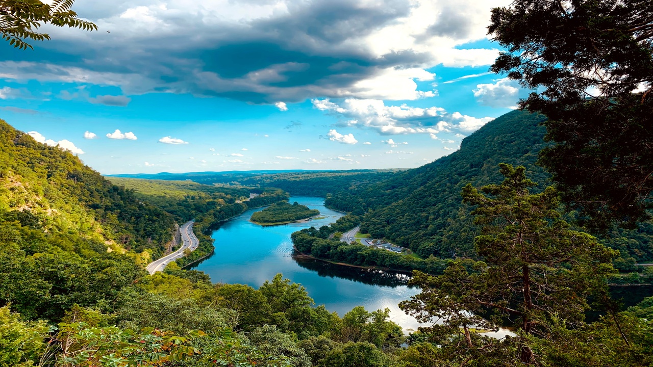 Two hours from NYC, this 70,000-acre Pennsylvania river park swallows ...