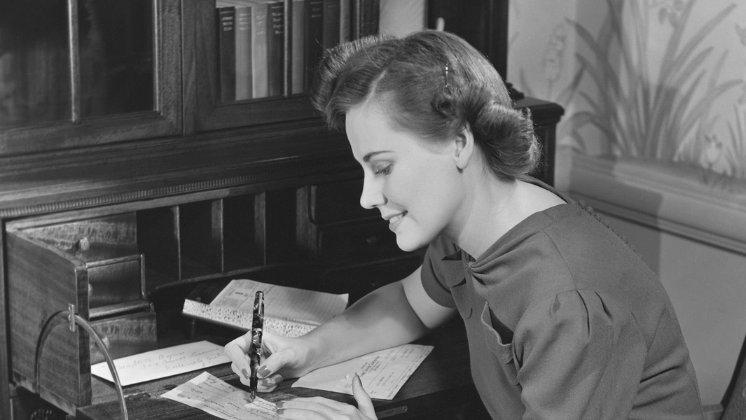 Mastering the art of modern letter writing