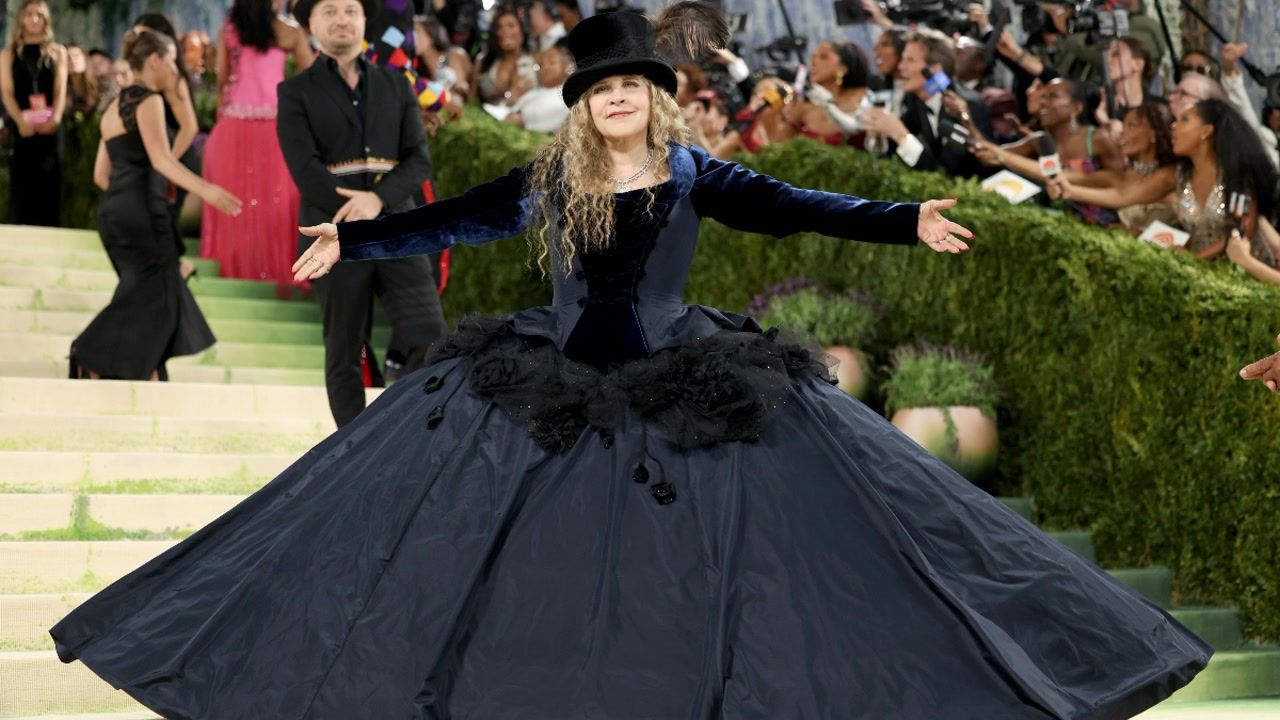 Stevie Nicks steals the show at her Met Gala debut