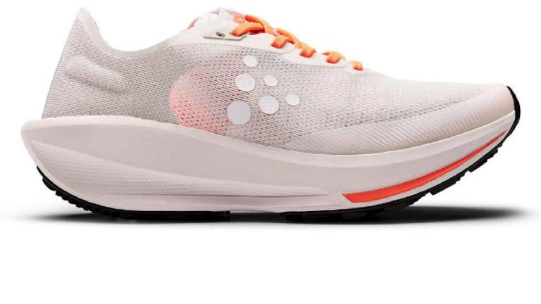 REI has road running shoes for $100 that shoppers can't stop buying