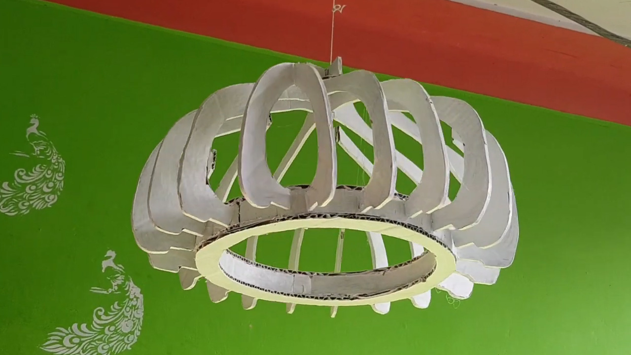 DIY heart-shaped roof hanging lamp tutorial
