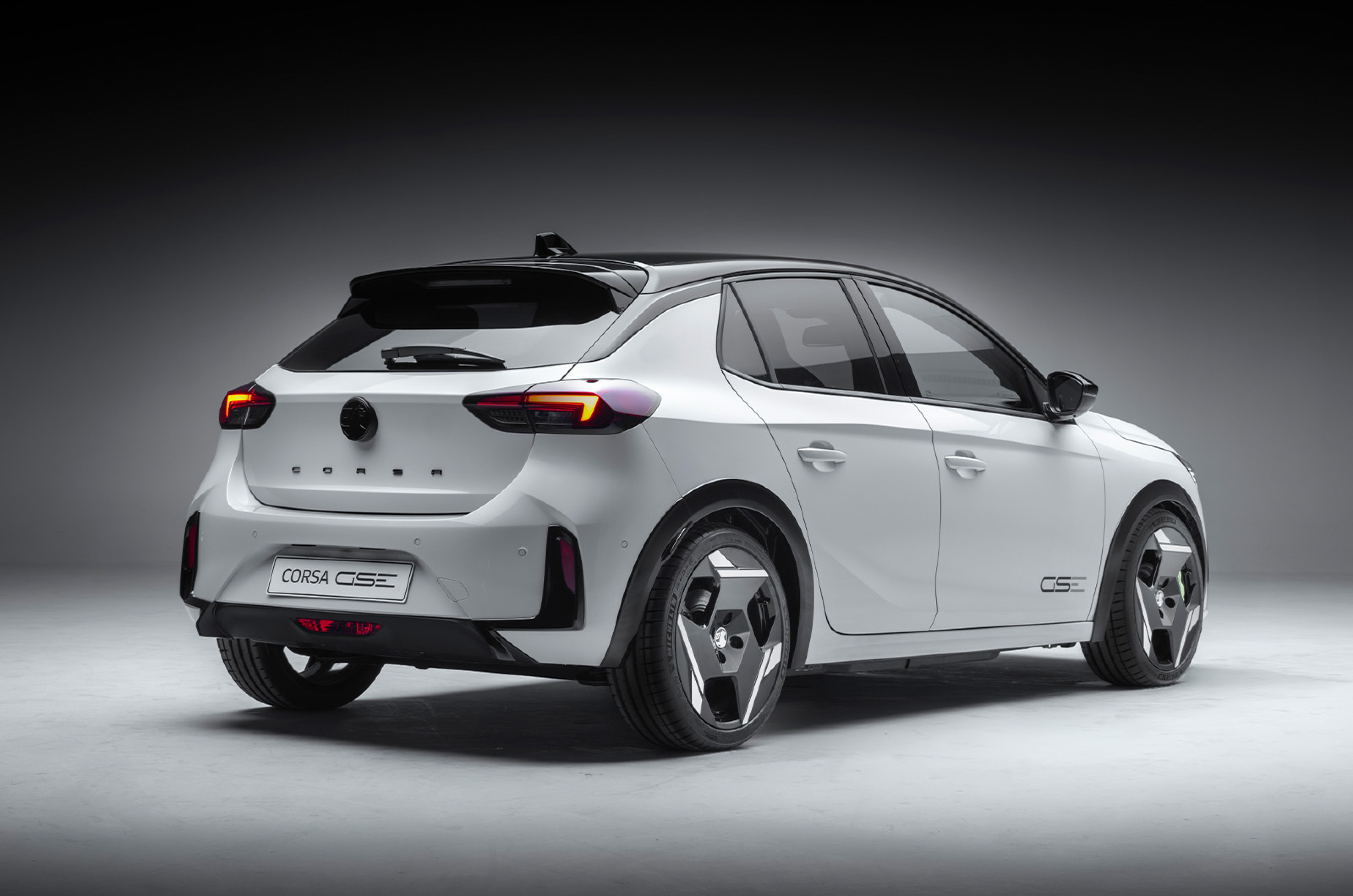 Nuevo Opel Corsa GSE es un vehículo eléctrico súper genial y atractivo