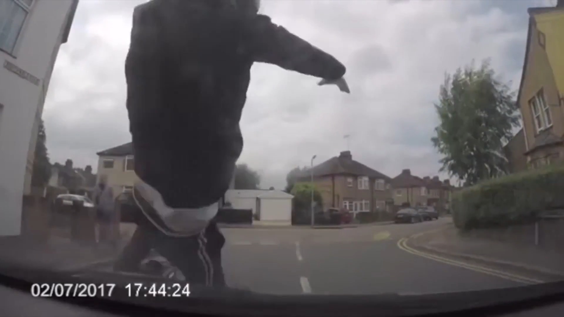 Scooter scammer slammed into a car - then jumped on the windshield and ...