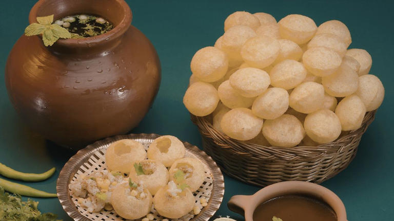 Which city is known as the street food capital of India?