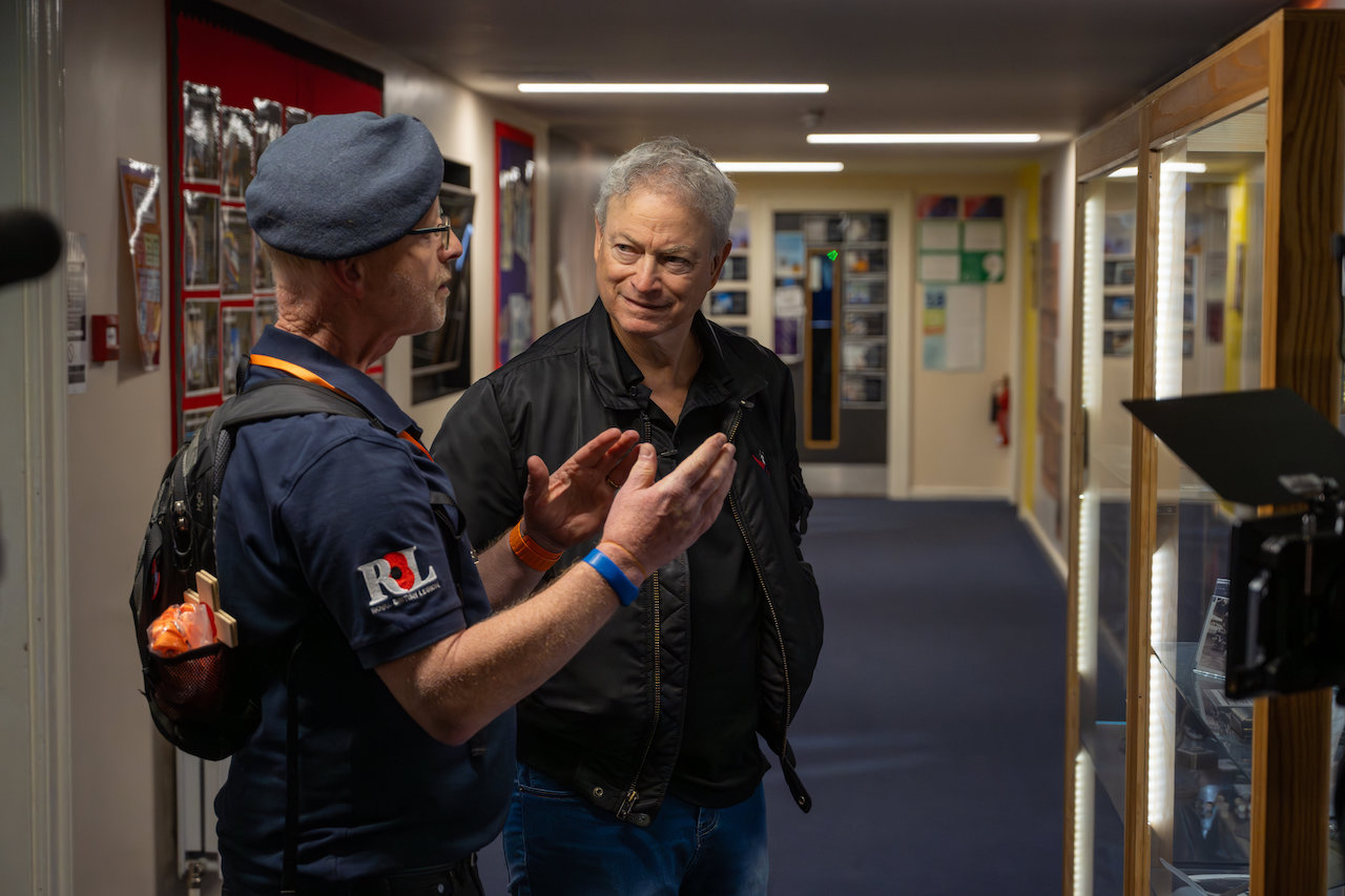 Hollywood actor Gary Sinise visits Kimbolton School to explore World ...