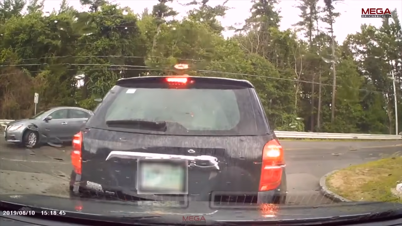 This driver’s wild move made everything worse