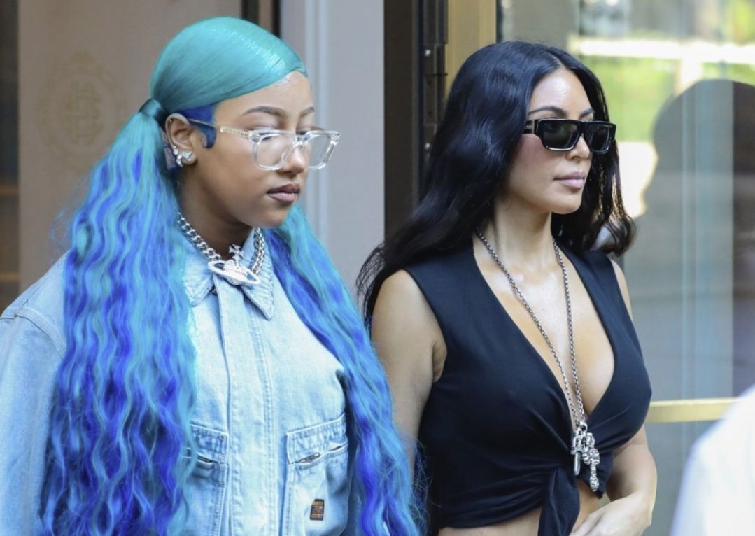 Kim Kardashian’s daughter North West debuts 'studded' hair as fans do a ...