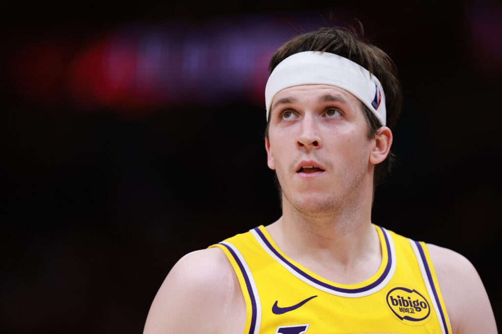 Austin 3:16 WWE taunts mock LA Lakers star after disastrous playoff ...