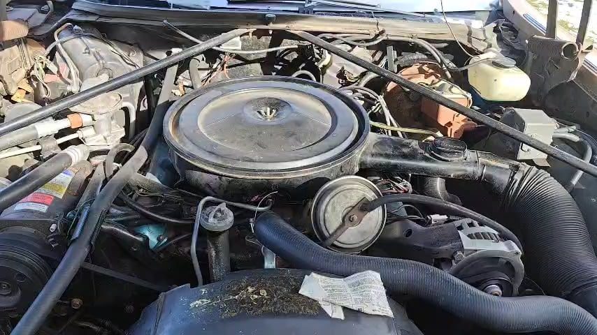 The day Detroit moved to fuel injection — and why old-school mechanics ...