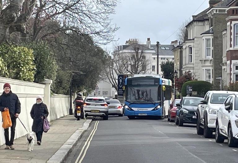 “It’s just unbearable”: Kent Road locals demand bus route rethink