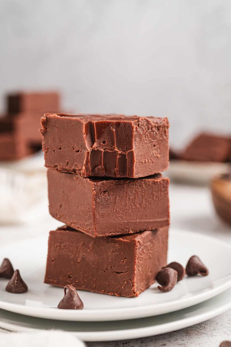 15 delicious fudge desserts that achieve the right taste