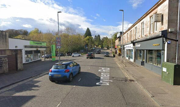 Glasgow incident live: Police rush to Bearsden with road locked down ...