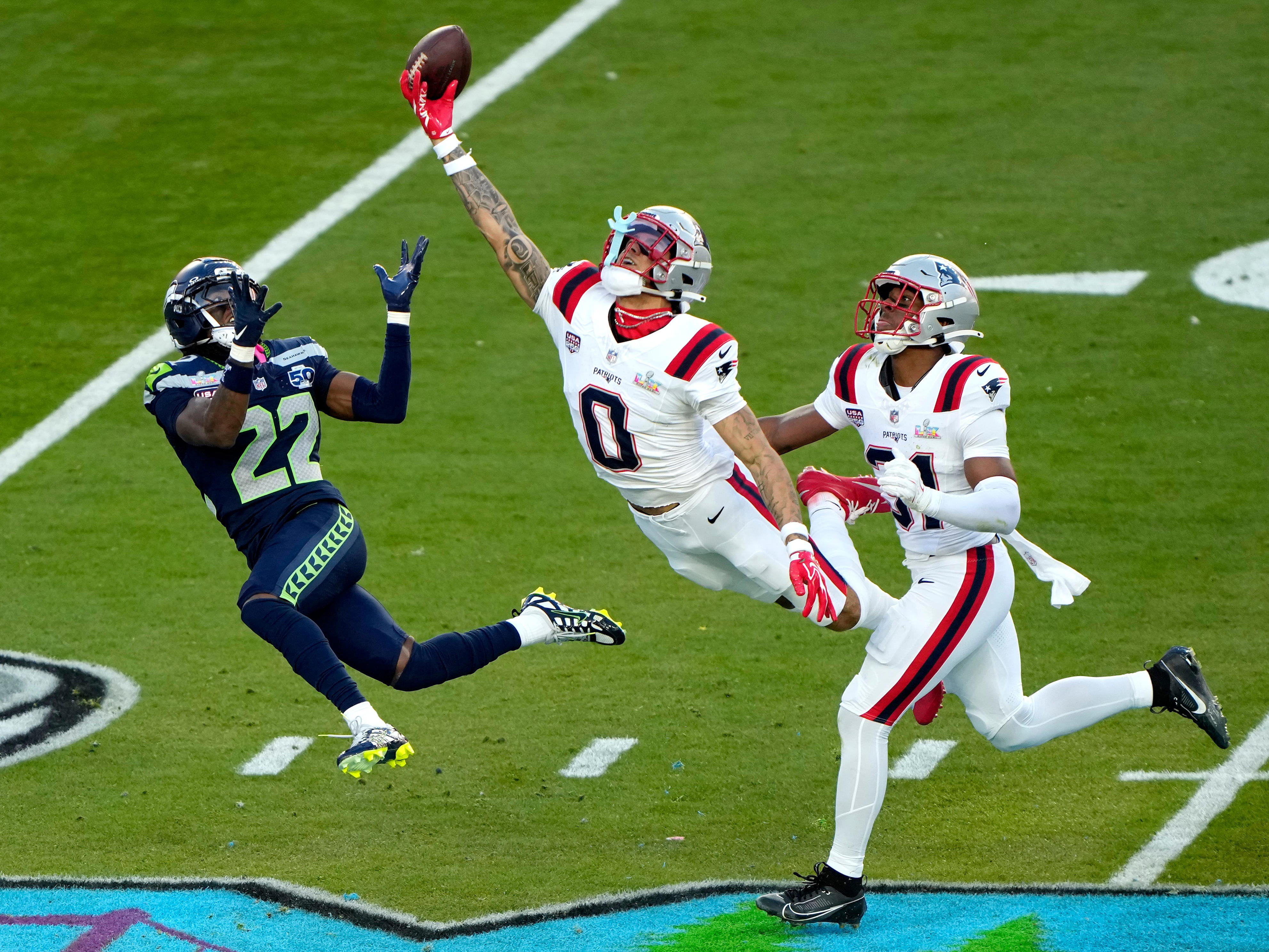 This chart shows just how important the NFL is for TV