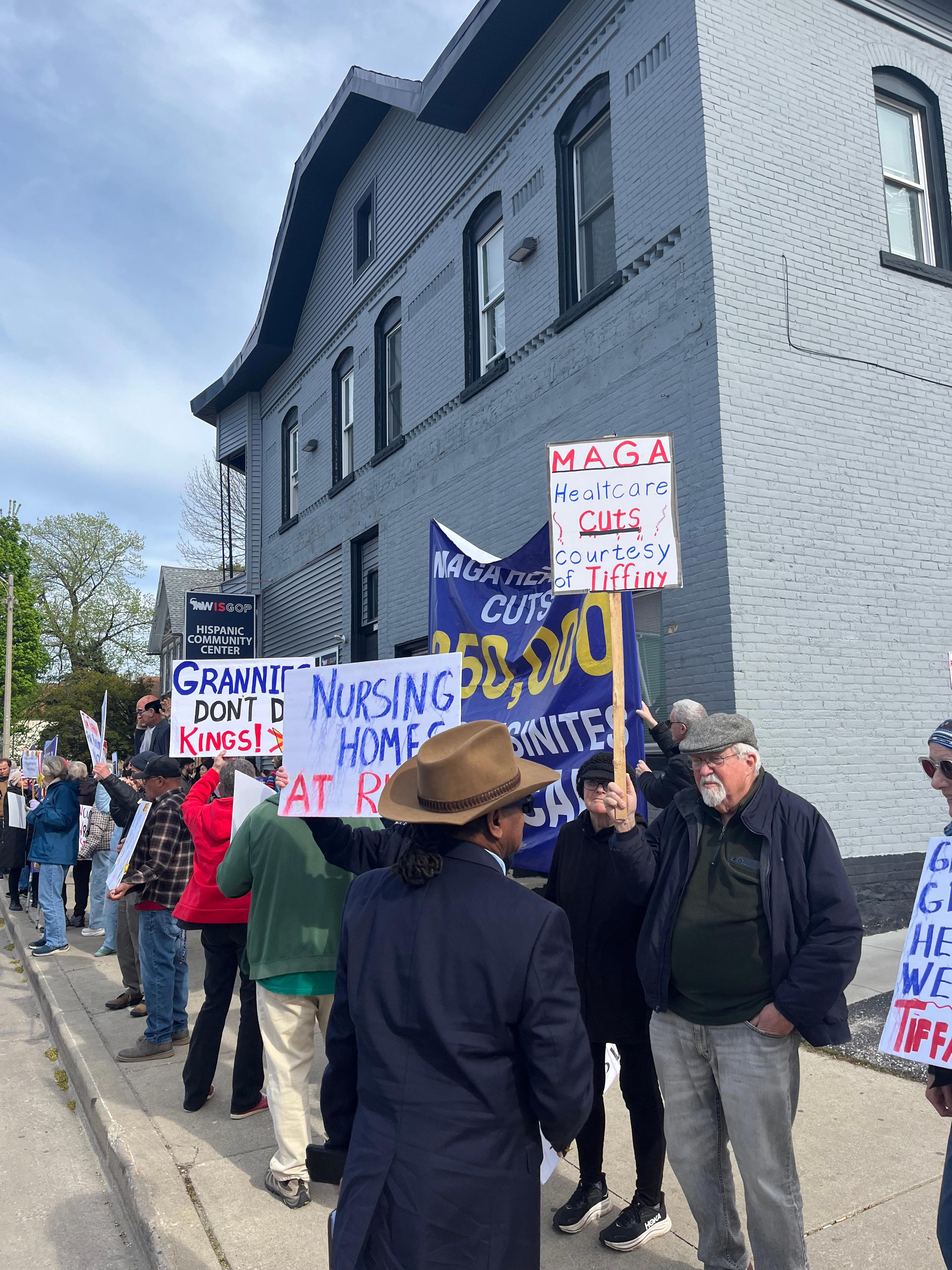 Protesters call GOP's Cinco de Mayo celebration a 'slap to the face'