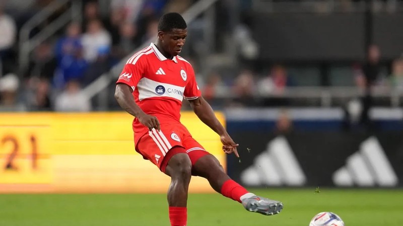 Mbekezeli Mbokazi: How much the 20-year-old earns at Chicago Fire