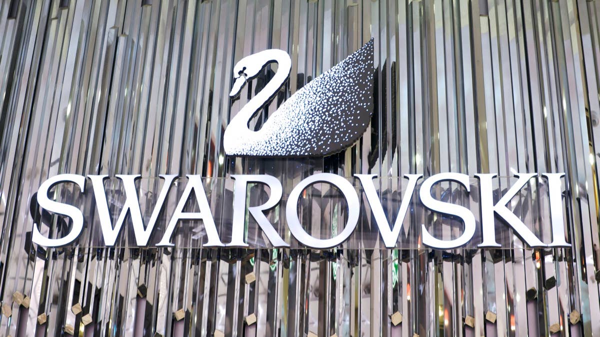 Amazon has a Swarovski necklace for 53% off that arrives by Mother's Day