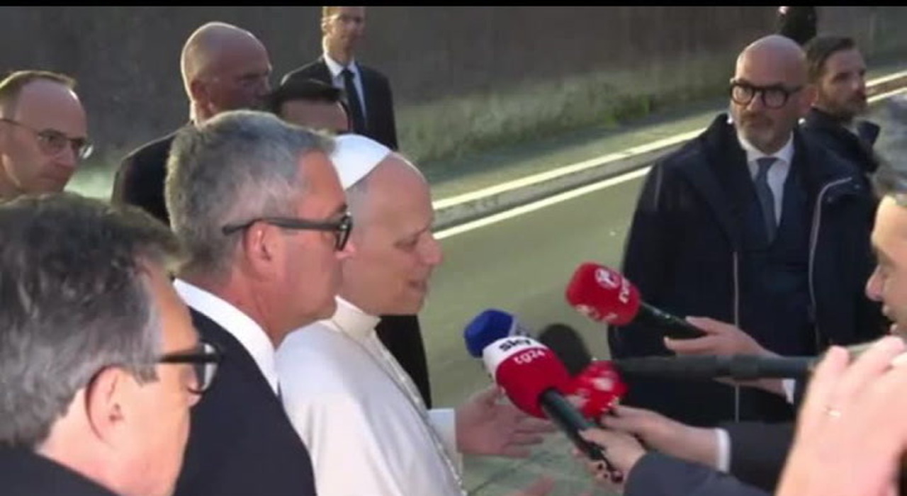 Papa: se qualcuno vuole criticarmi lo faccia con la verità