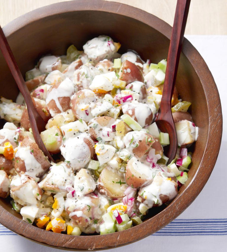 Ensalada de patatas, al estilo americano: fácil, diferente y deliciosa