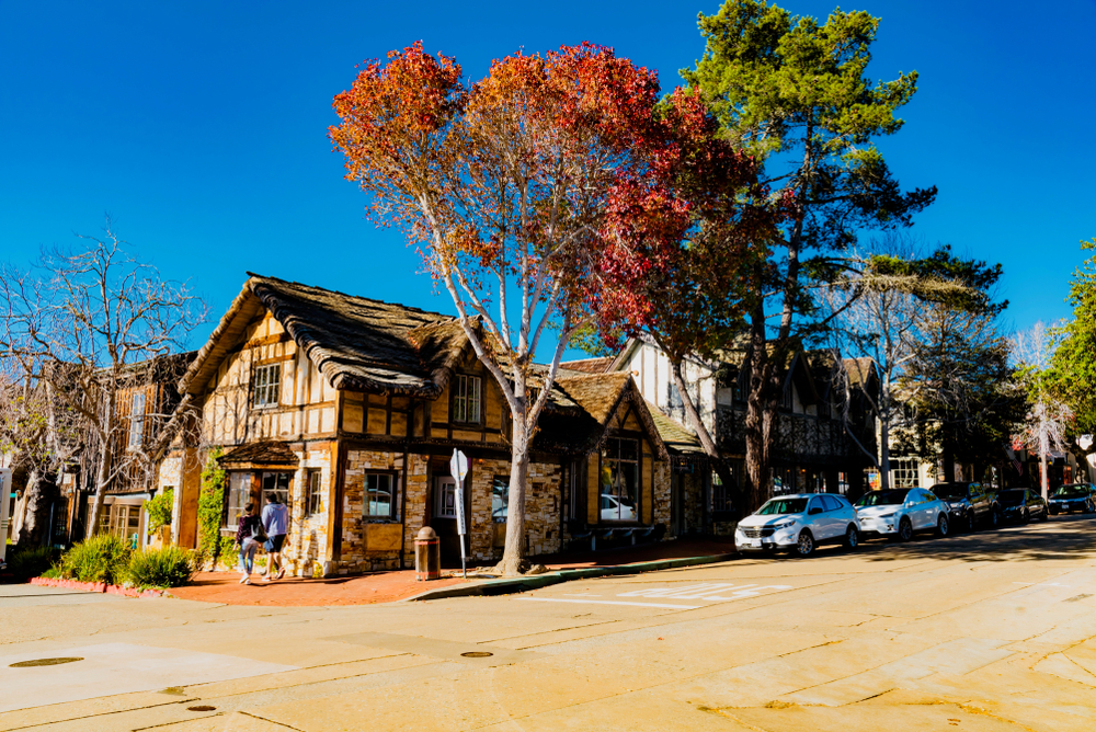 This tiny California village has 50 art galleries, no street numbers ...