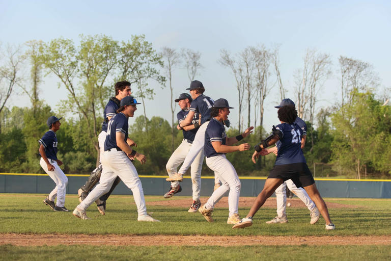 NJ senior delivers another gem to clinch Monmouth County Tournament crown